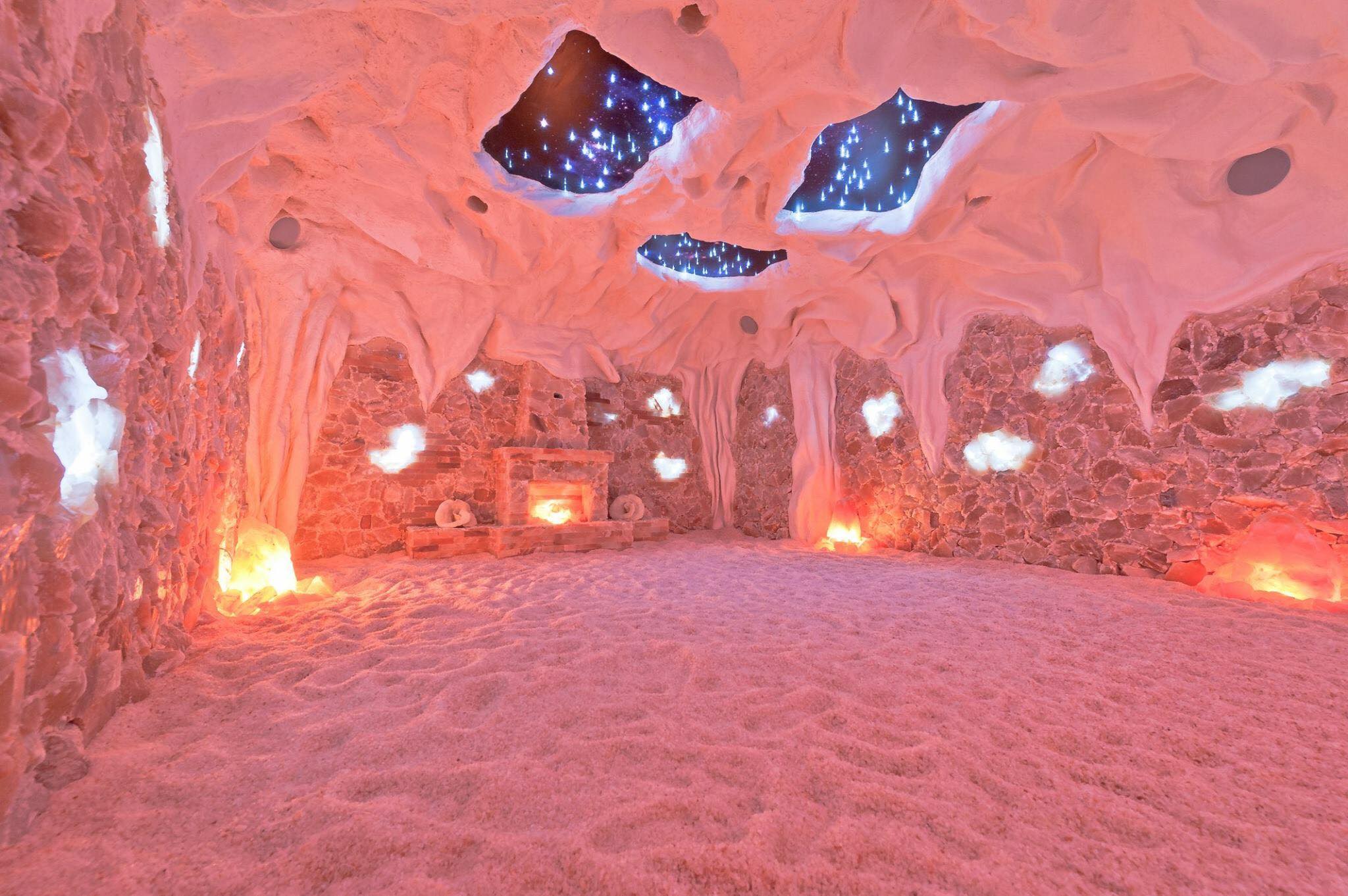 Saltana Cave - Gold Coast Connect